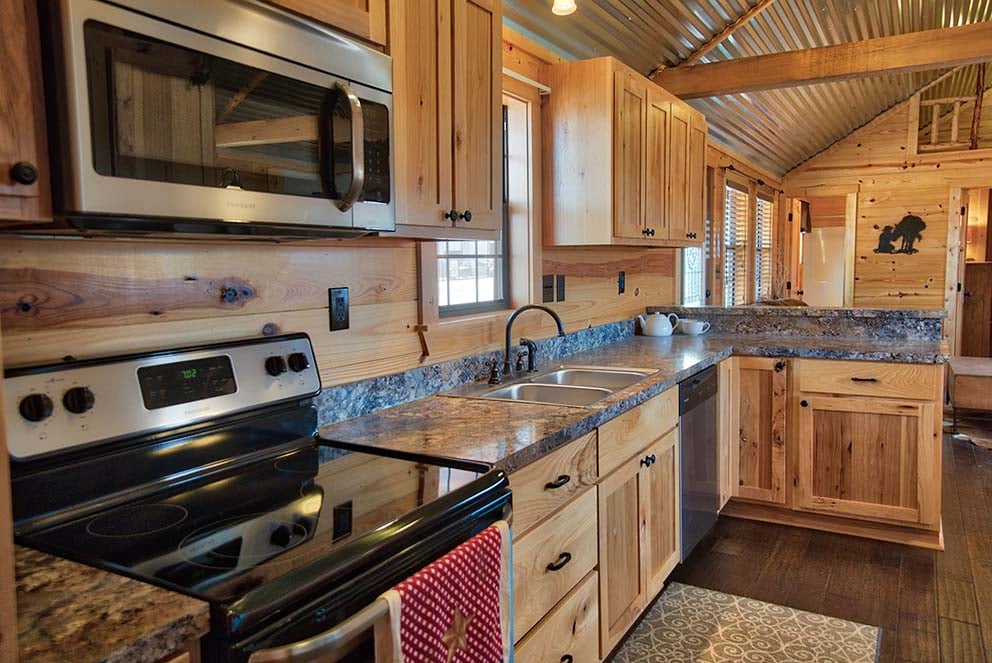 Lelands Cabin Series